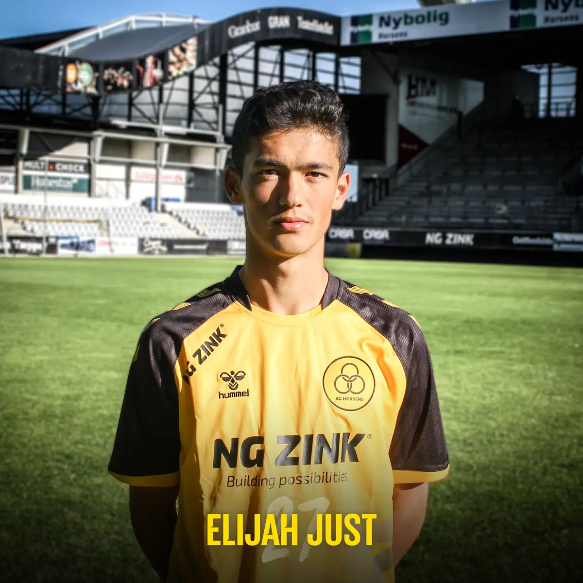 Elijah Justs første interview i gult